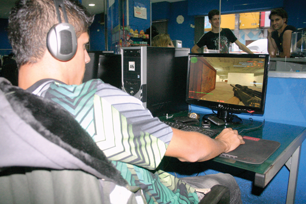 Lan houses podem receber incentivo público para fazer investimento
