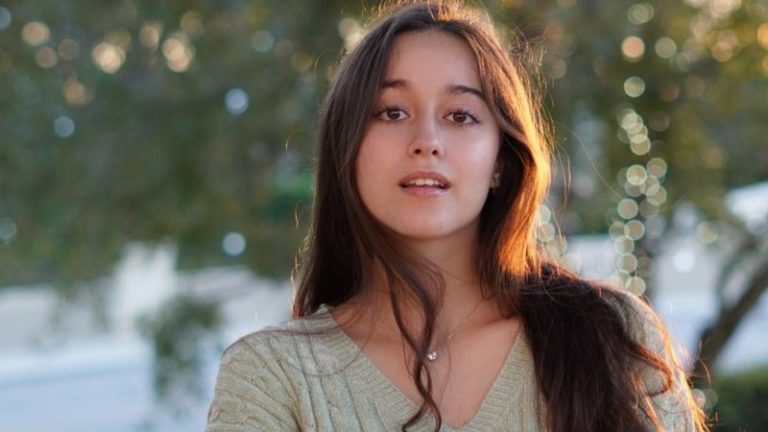 Sucesso no TikTok, Marianna Alexandre vive Celly Campello no cinema