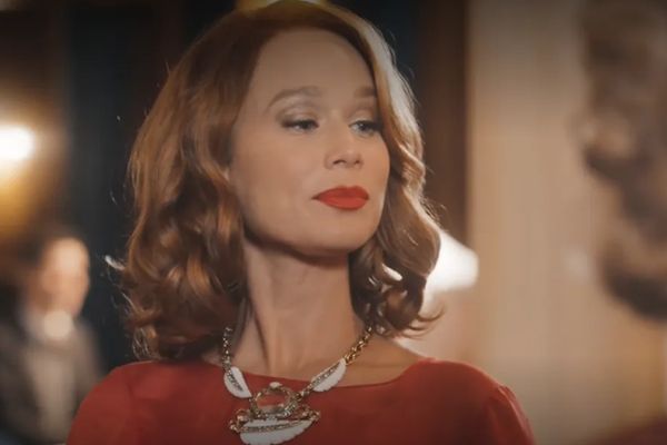 Amor Perfeito Gilda Queima A Escritura Da Mansão Com O Nome De Marê