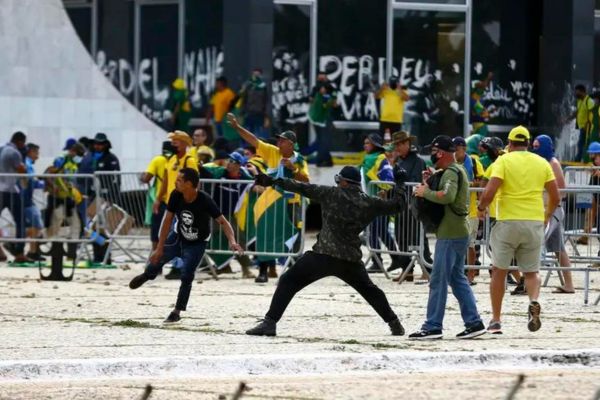 Um ano após atos de 8 de janeiro, 66 detidos continuam presos Um ano após atos de 8 de janeiro, 66 detidos continuam presos